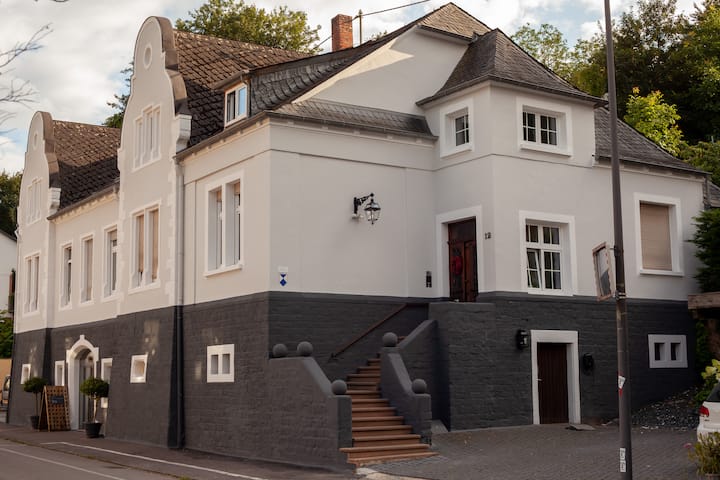 Ferienappartement Saarburg - Nittel