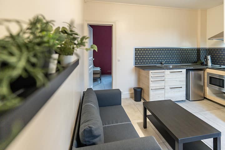 Charming & Bright Flat Next To M12 Front Populaire - Saint-Denis, France