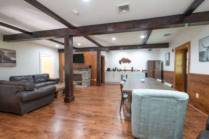 Cozy Country Barn Haven - Washington Crossing State Park, Titusville