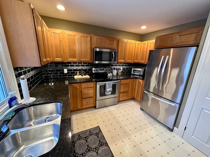 Skaneateles Getaway! - 