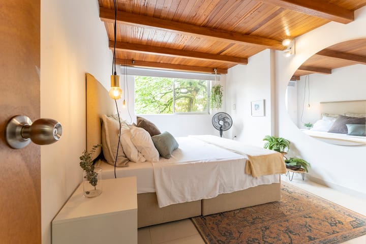 Best Location!boho-style Apt. Fast Wi-fi-penthouse - Medellín