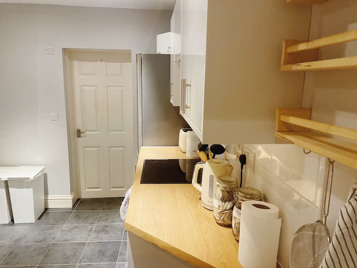 4bedrooms House In Centre Of Reading +Free Parking - Reading