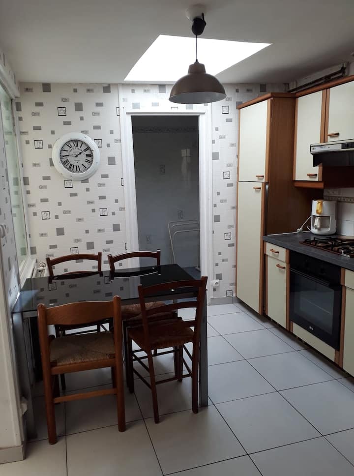 Chambre 5 Spacieuse
Dans Maison En Colocation - Amiens