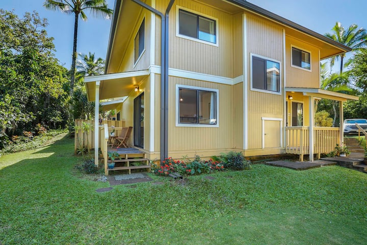 New Listing! 2 Bd/1ba With Jungle Views And A/c - Princeville, HI