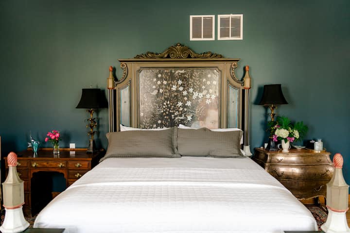 Inisfree B & B - Copper Coast - South Haven, MI