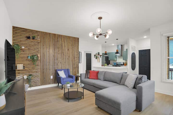 Prime Downtown Location+garage | Walk To Mass Ave - Mile Square - Downtown - Indianapolis