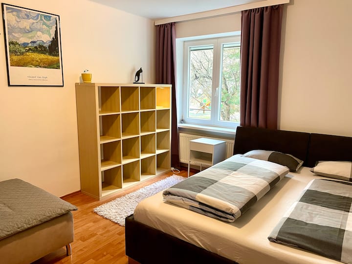 Bus Station Nivy&coffee Machine&ac Sunny Apartment - Bratislava