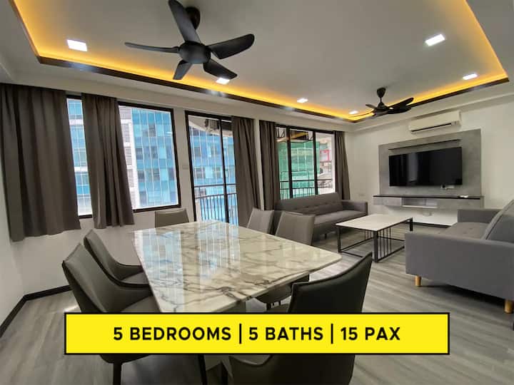 5 Bedrooms @ Downtown Condo (Up To 15pax) - Kuala Lumpur