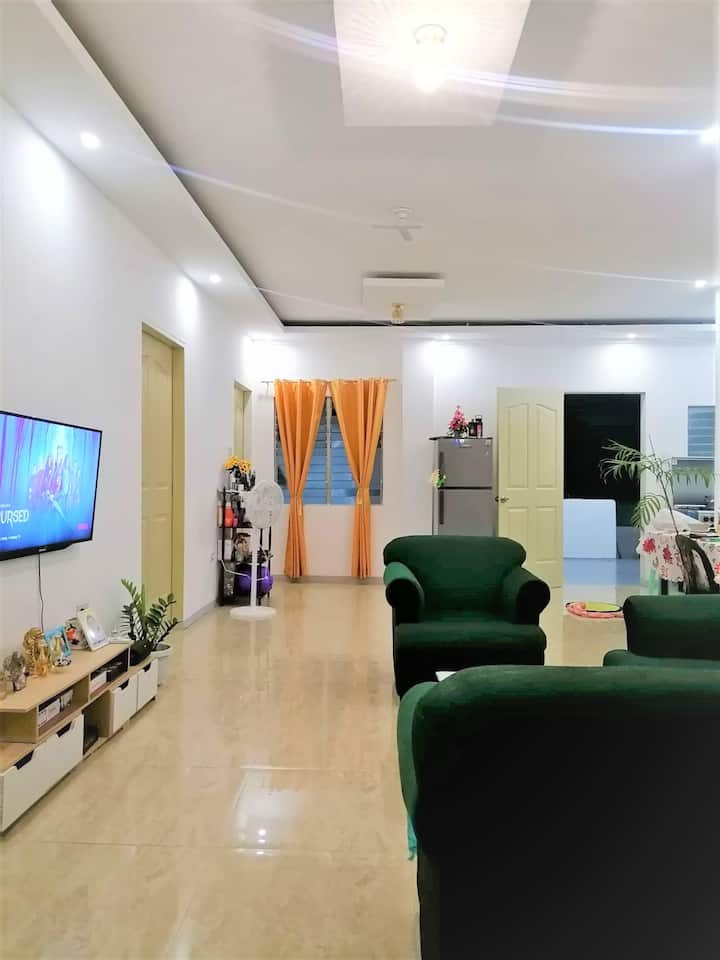 Aki Home, 4mins Walk To Eye Center & 1min To Beach - Kalibo