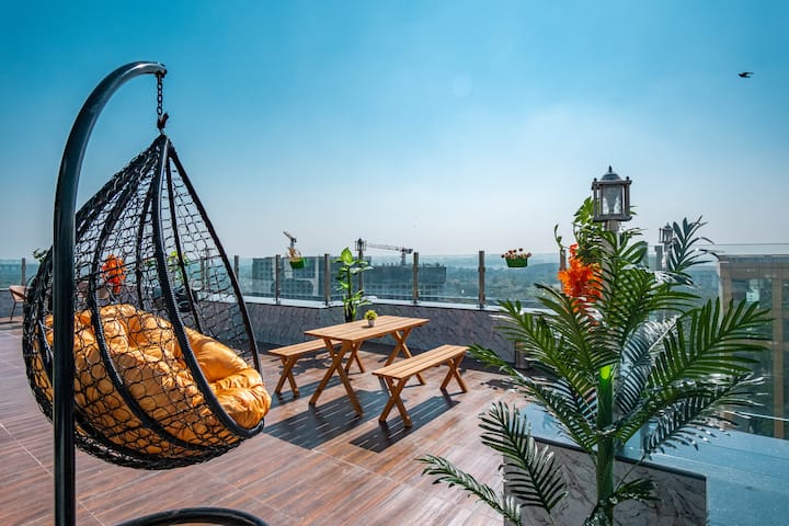 Private Terrace-rooftop-chef- 3 Bedroom Apartment - 뭄바이