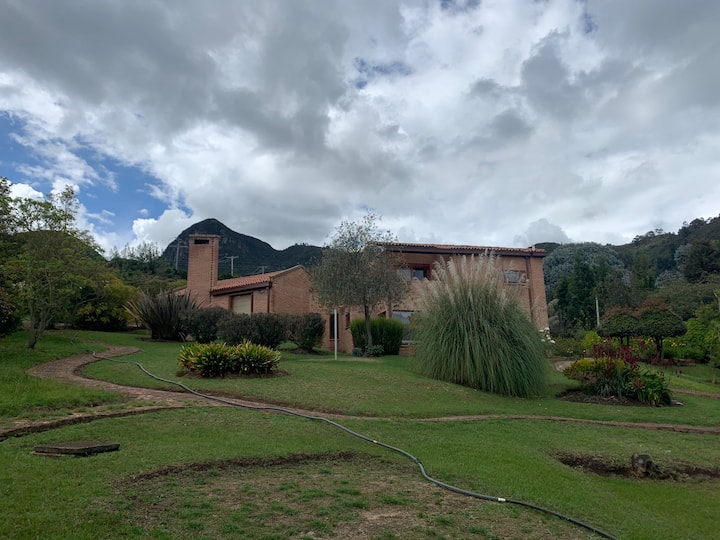 Cómoda Casa De Descanso En Tabio - Subachoque