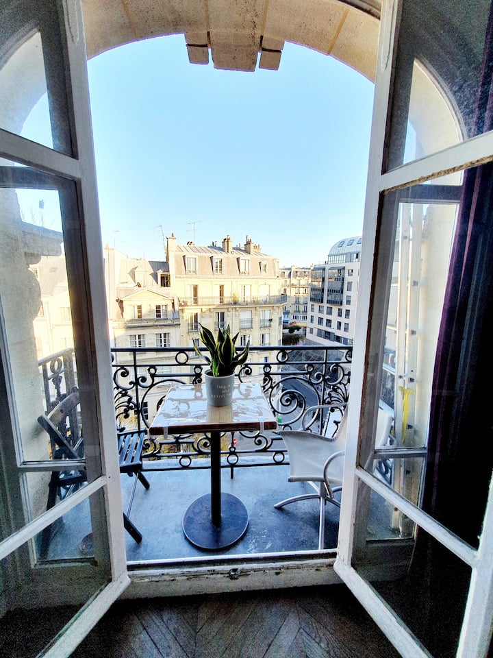 Hyper Centre 3 Chambres, 3 Balcons 6 Lits, Unique! - Paris