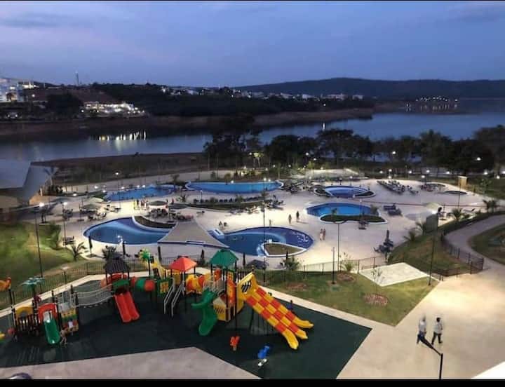 Apto Maravilhoso! Preço Especial! - Caldas Novas