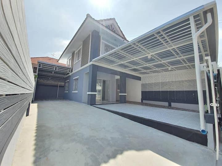 Happy Home - Khlong Luang District