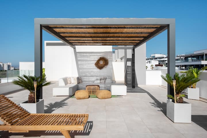 Penthouse Apt With Ocean View - Estepona