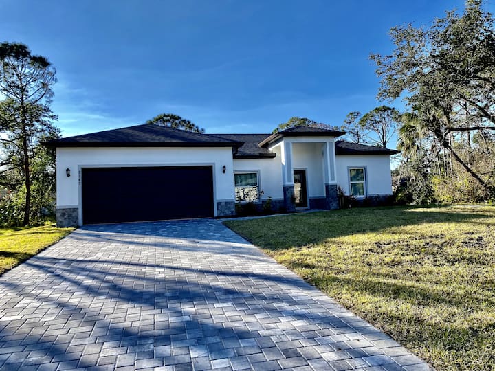 New Peaceful Home, 6 Miles To Warm Mineral Springs - 北港