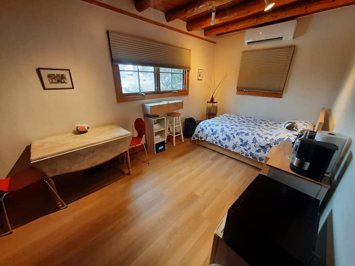 Guest Nest: Private And Cozy - Santa Fe, NM