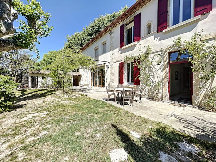 Beau Mas Du Début Xxe Siècle - Avignon