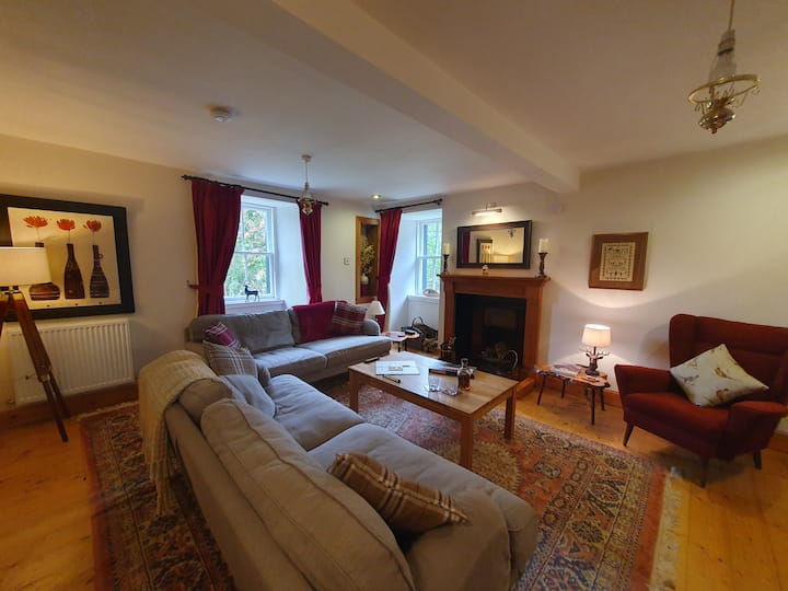 Spacious, Secluded Cottage In Peaceful Perthshire - Comrie