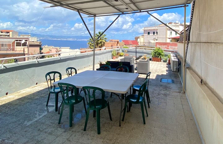 Casa 3 Piani Con Terrazzo Con Vista - Wifi/centro - Calabria