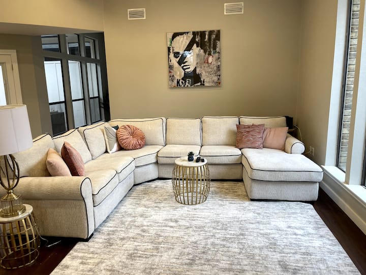 Discounted Plano Home With Pool-prime Location - Plano, TX