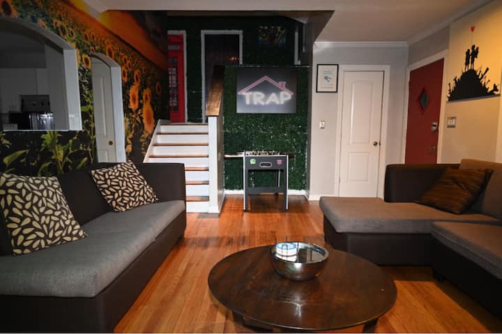 Smokers Weekend Getaway/ Duplex Property’ - Atlanta, GA