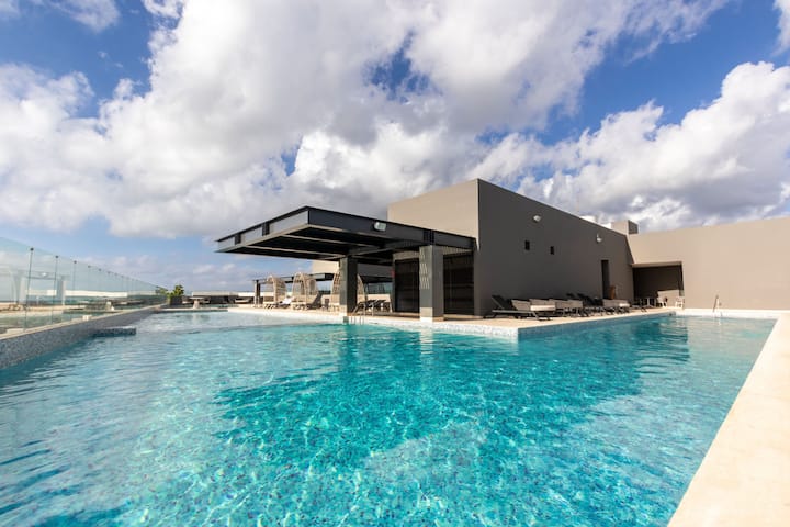2022 Private Hot Tub, Steps To The Beach - Playa del Carmen
