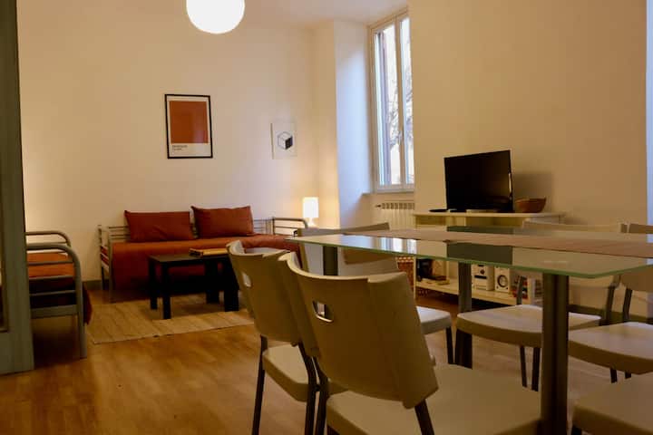 Large 2-bedroom + Terrace Near Vatican - Rom
