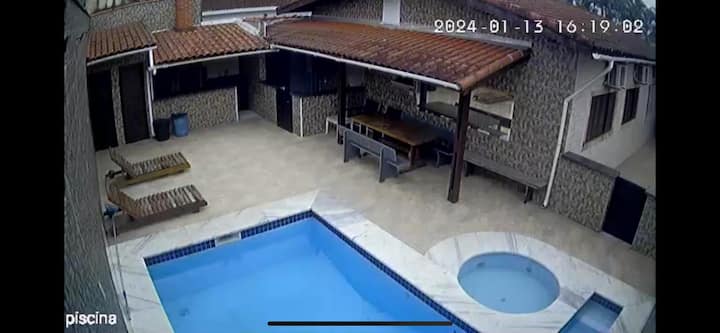 Casa C/piscina Balneario Florida - Praia Grande
