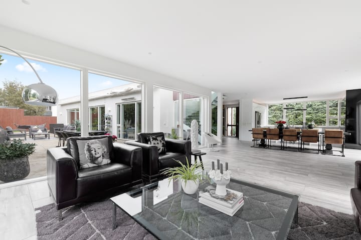 Beautiful Villa In Capital Region - Reykjavík