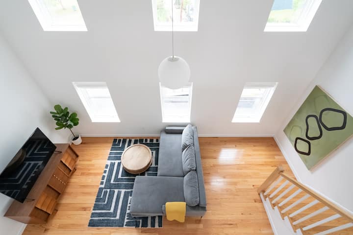 Airy Artsy Loft - State of New York
