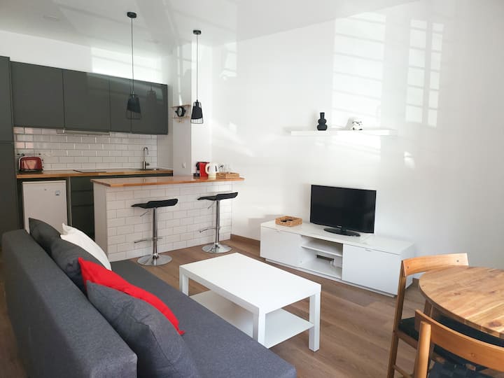 Nice Studio Apartment - Madrid