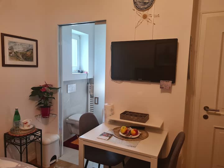 Privatzimmer "A" Im Rosendorf Nals - Alto Adige