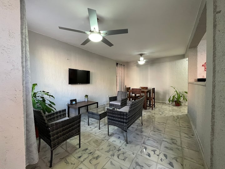 Spacious 2 Br Apartment In Heart Of Cozumel - Cozumel