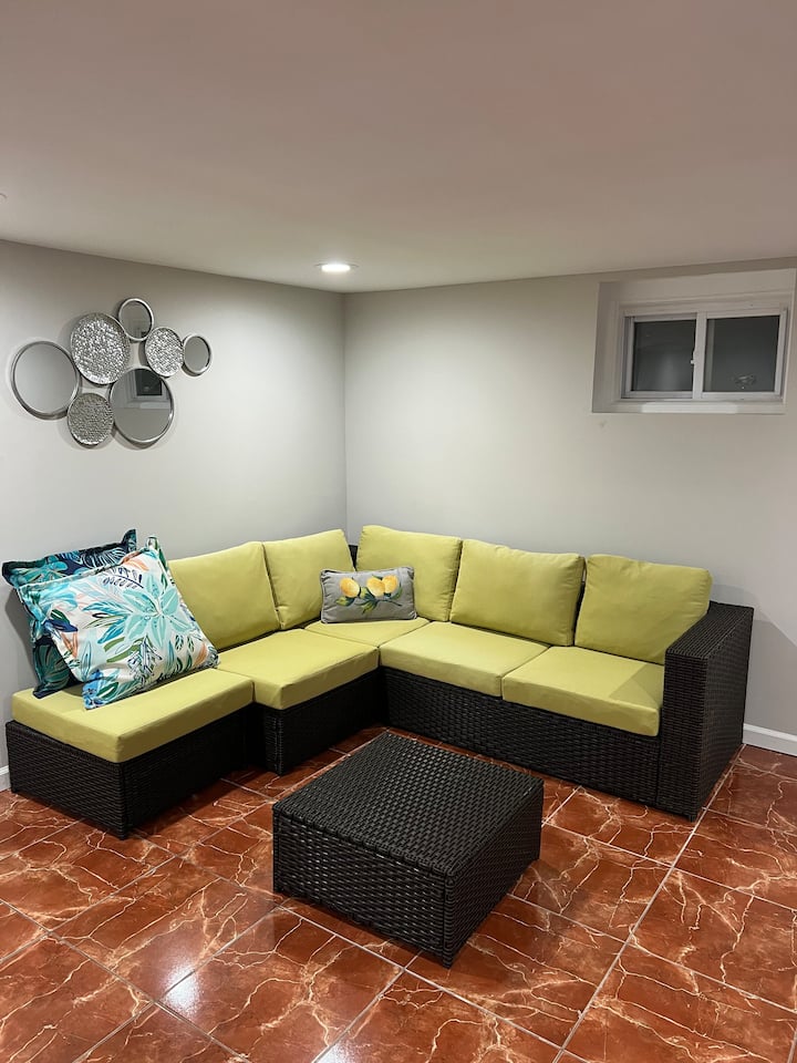 Berg Avenue Studio - Garden City