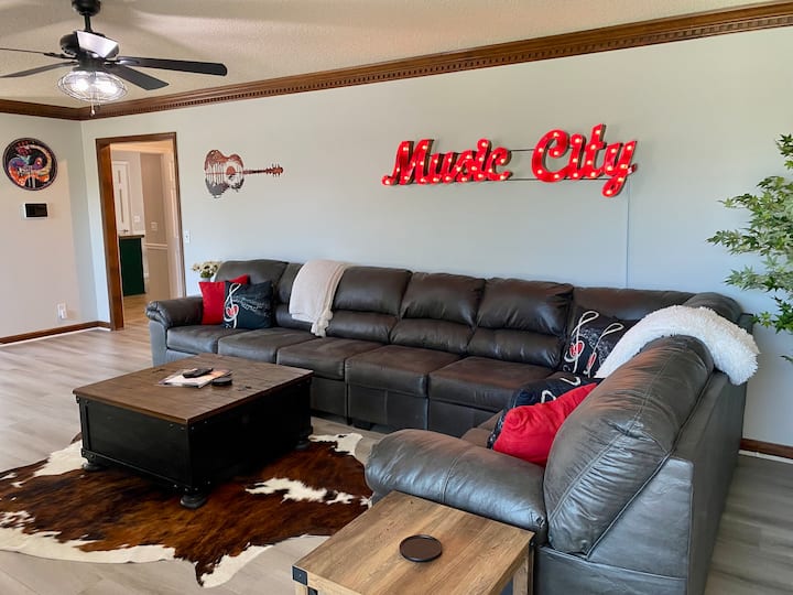 Slagledipityville Lake House * Lakefront * Near Dt - Long Hunter State Park, Hermitage