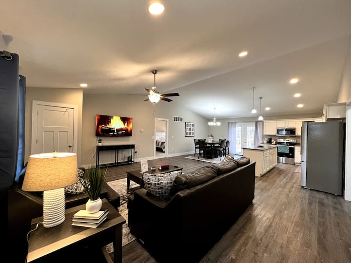 Brand New Country Home - Minutes From Miamisburg - Germantown, OH