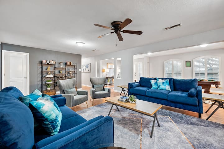 Euless Oasis: 3 Bed/3.5 Bath Home Near Dfw Airport - Grapevine, TX