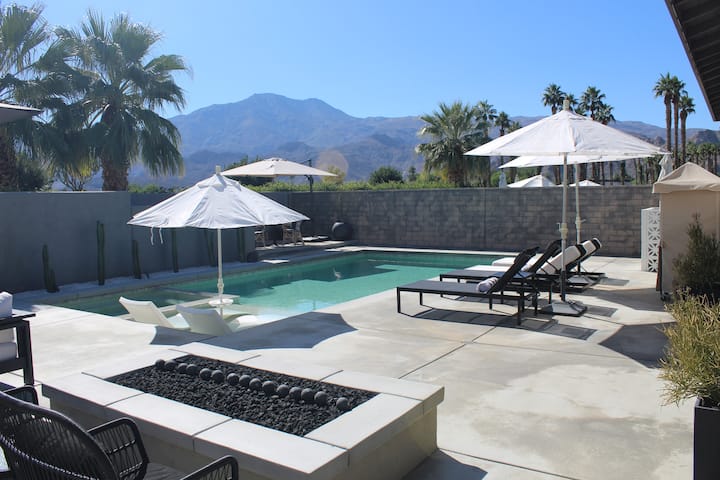 Luxury La Quinta Home 3 Bed/8 Guests Private Pool - La Quinta, CA