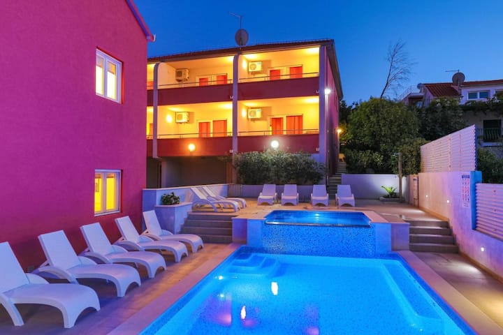 Apartments Stina Apartment A3 / 2+2 - Croatie