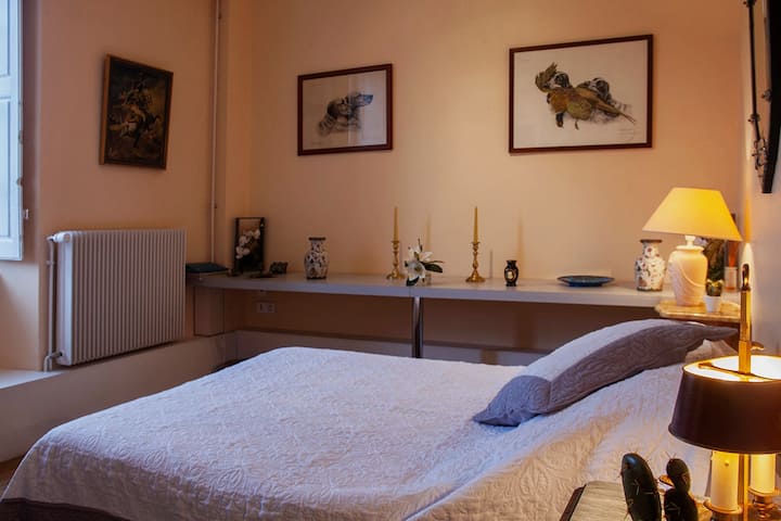 Gîte Au Château  Pour 12 +3. - Clermont-Ferrand