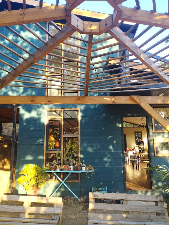 Casa Privada Con Piscina En Quebrada Alvarado. - Valparaíso