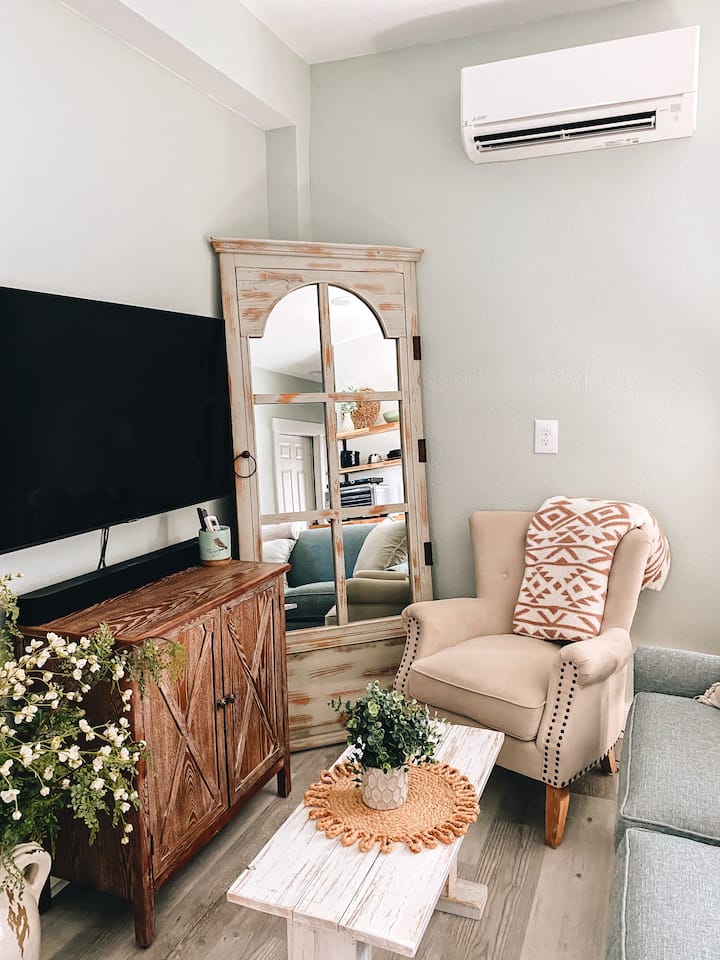Cozy Ground Level Guest Suite - Walk To Beach - Nags Head, NC