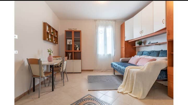 Appartamento Monolocale A Modena - Modène