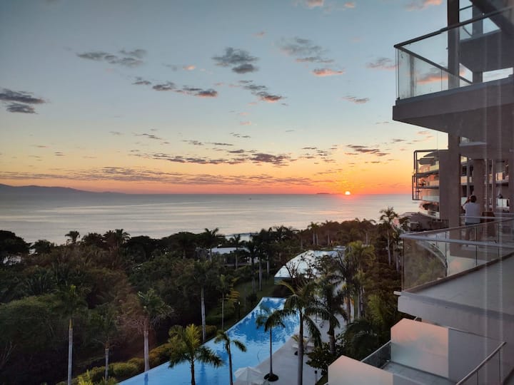 New Luxury Beachfront Condo Bolongo - Riviera Nayarit