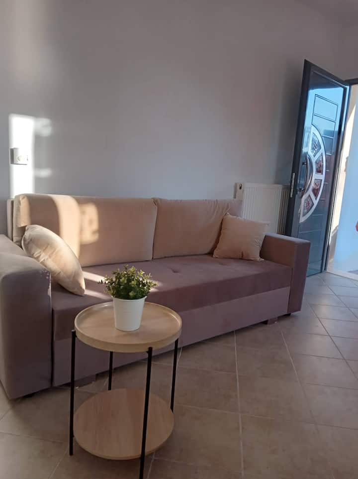 Io Studio Close To Fiskardo - Asos