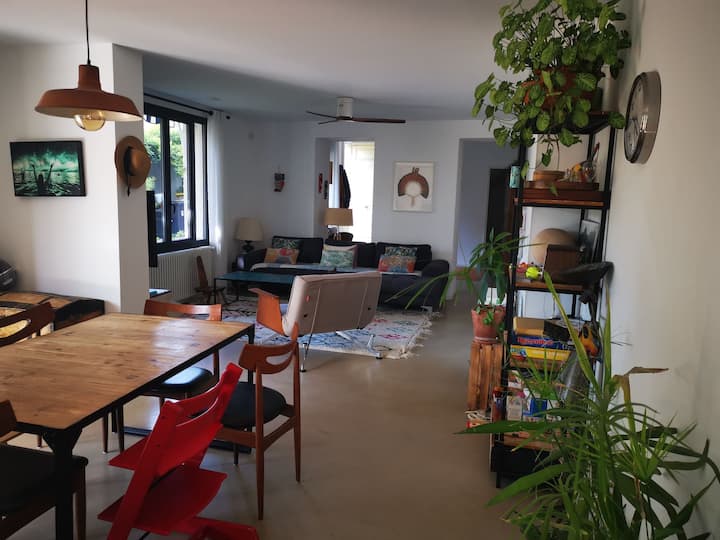 Maison Dans Le Charmant Village De Saint Barnabé - Marseille