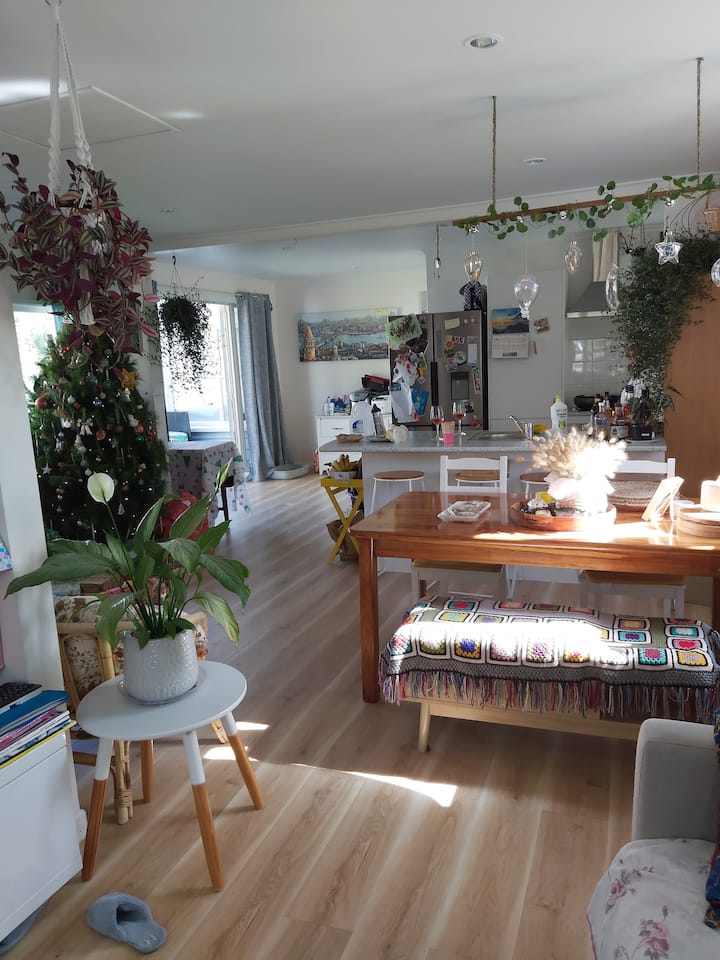 The Beach House - Beachlands