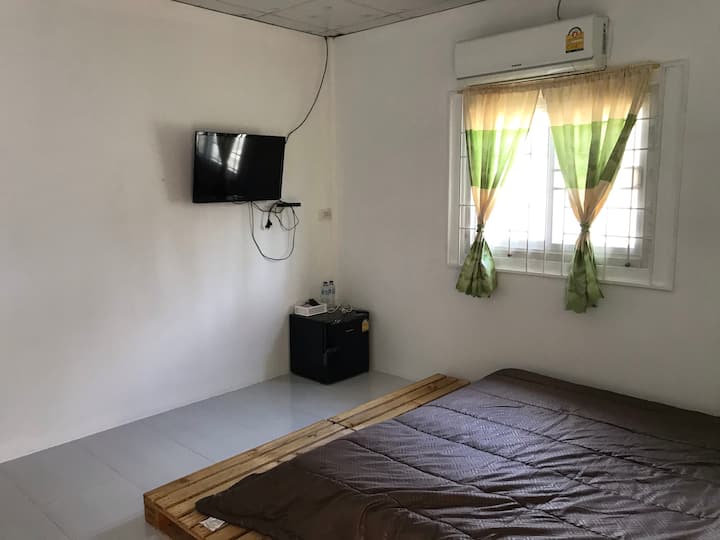 Hug บ้านเกิด Home สเตย์ - Pak Chong
