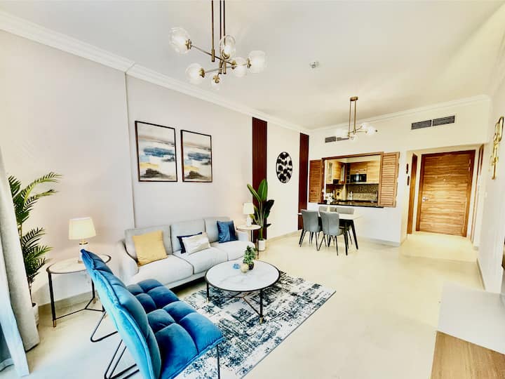 Deluxe 1-bedroom Apartment With Balcony - Dubaj